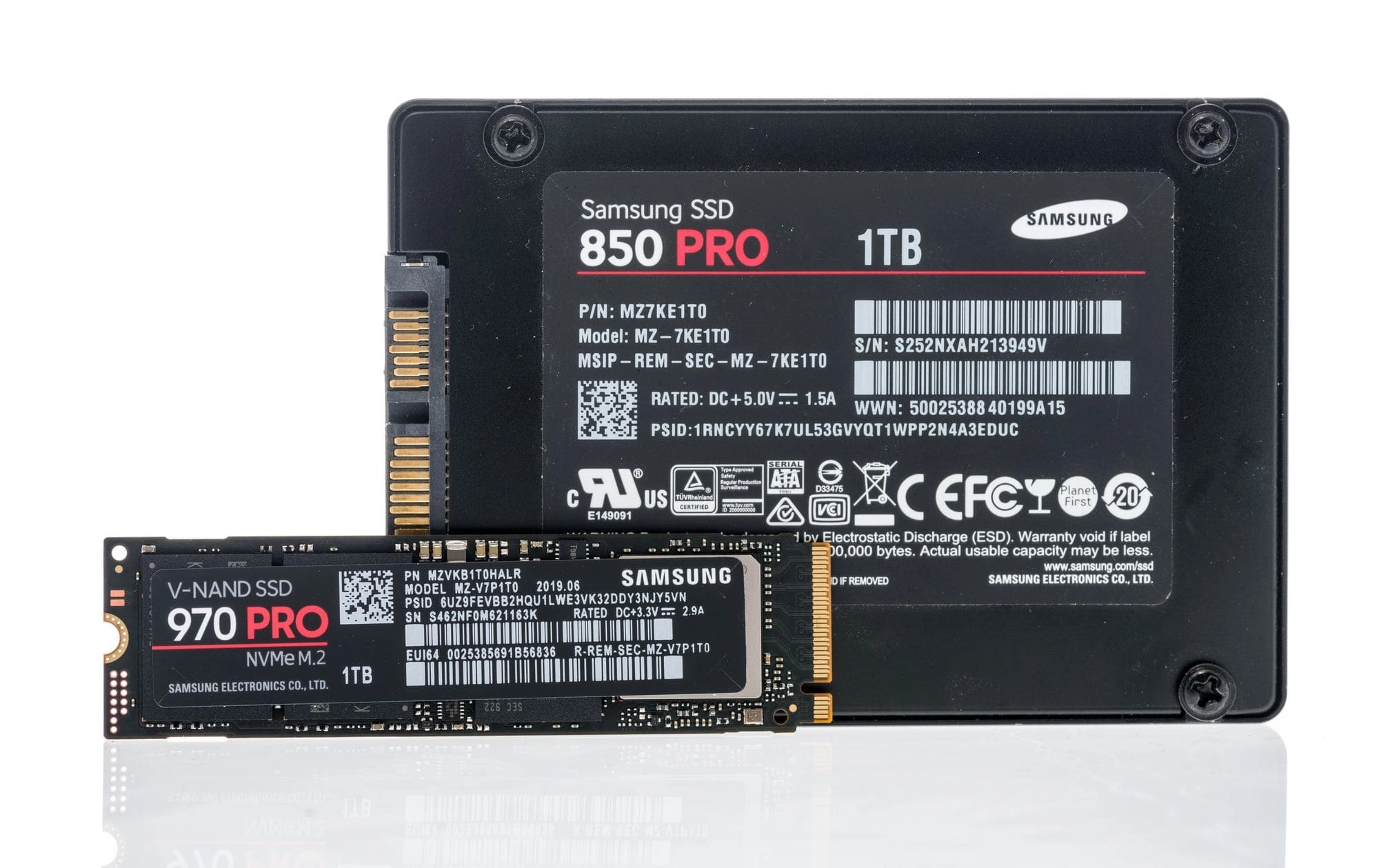 Conventional SSD and NVMe disks - overview and comparison | INTROSERV